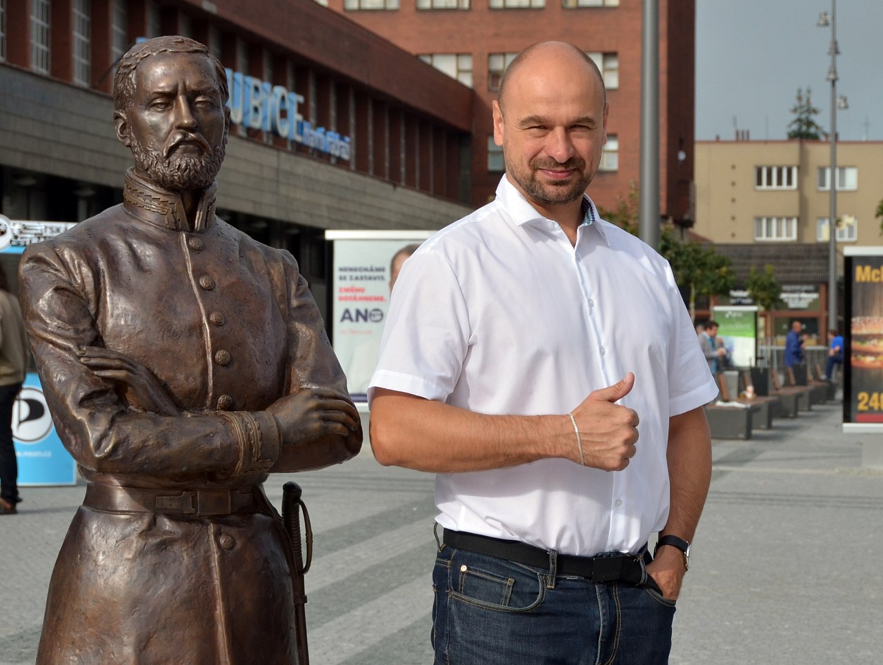 Chopíme šanci za pačesy a proměníme pardubické nádraží v moderní ...
